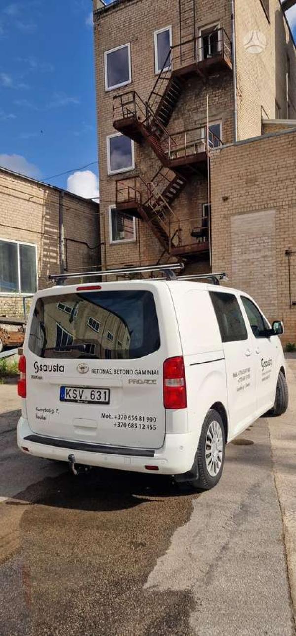 White Toyota Proace 2018 in Siauliai, with an engine capacity of 1.56 L and mileage of 141 thousand km for 13000 €, photo 4 on AUTOMOTO.COM.LV