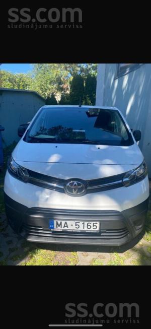 Balts Toyota Proace 2019 Rīga, ar dzinēja tilpumu 1.50 L un nobraukumu 180 tūkst. km par 15000 €, foto  vietnē AUTOMOTO.COM.LV