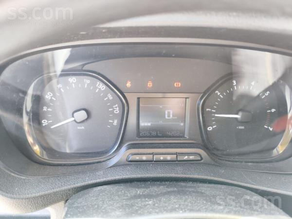 Balts Toyota Proace 2019 Rīga, ar dzinēja tilpumu 2.00 L un nobraukumu 206 tūkst. km par 7990 €, foto 7 vietnē AUTOMOTO.COM.LV