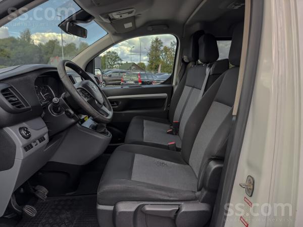 Toyota Proace 2019 Jelgava vietnÄ Balts Toyota Proace 2019 Jelgava, ar dzinÄja tilpumu 2.00 L un nobraukumu 216 tÅ«kst. km par 14990 ā¬, foto 11 vietnÄ AUTOMOTO.COM.LV