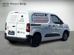 Белый Тойота Proace 2020 в Рига, объемом двигателя 1.50 л и пробегом 242 тыс. км за 6800 €, фото 3 на AUTOMOTO.COM.LV