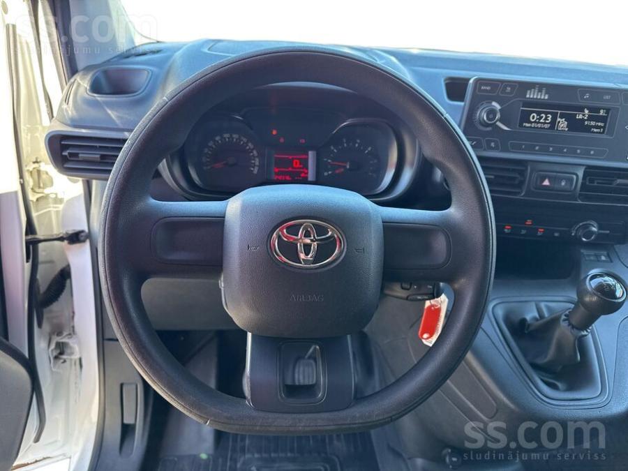 Белый Тойота Proace 2020 в Рига, объемом двигателя 1.50 л и пробегом 242 тыс. км за 6800 €, фото 9 на AUTOMOTO.COM.LV