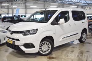 Balts Toyota Proace 2020 Rīga, ar dzinēja tilpumu 1.50 L un nobraukumu 258 tūkst. km par 9900 €, foto  vietnē AUTOMOTO.COM.LV