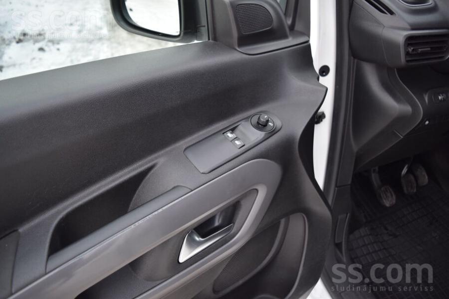 Balts Toyota Proace 2020 Rīga, ar dzinēja tilpumu 1.50 L un nobraukumu 258 tūkst. km par 9900 €, foto 8 vietnē AUTOMOTO.COM.LV