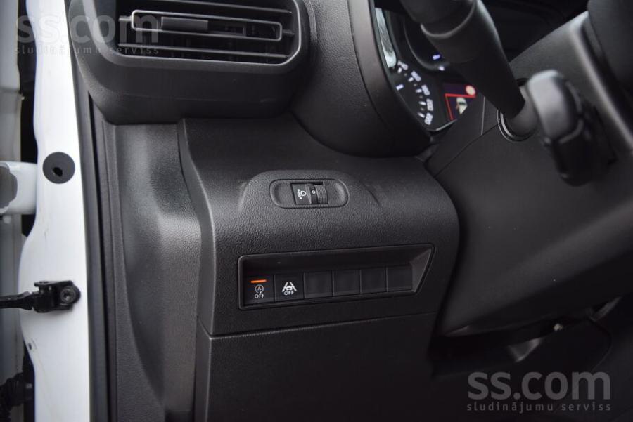 Balts Toyota Proace 2020 Rīga, ar dzinēja tilpumu 1.50 L un nobraukumu 258 tūkst. km par 9900 €, foto 10 vietnē AUTOMOTO.COM.LV