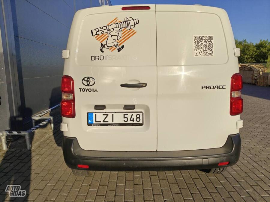 Белый Тойота Proace 2021 в Каунас, объемом двигателя 2.00 л и пробегом 180 тыс. км за 12000 €, фото 1 на AUTOMOTO.COM.LV