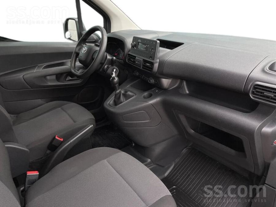 Balts Toyota Proace 2021 Rīga, ar dzinēja tilpumu 1.50 L un nobraukumu 136 tūkst. km par 13990 €, foto 7 vietnē AUTOMOTO.COM.LV