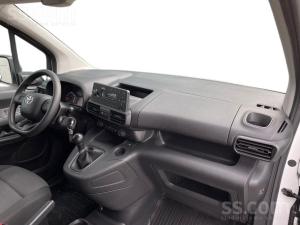 Balts Toyota Proace 2021 Rīga, ar dzinēja tilpumu 1.50 L un nobraukumu 136 tūkst. km par 13990 €, foto 10 vietnē AUTOMOTO.COM.LV
