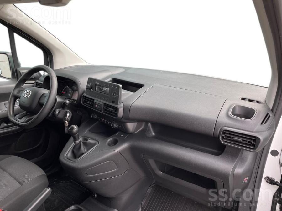 Balts Toyota Proace 2021 Rīga, ar dzinēja tilpumu 1.50 L un nobraukumu 136 tūkst. km par 13990 €, foto 10 vietnē AUTOMOTO.COM.LV
