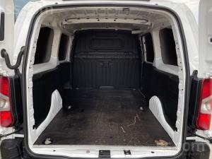 Balts Toyota Proace 2021 Rīga, ar dzinēja tilpumu 1.50 L un nobraukumu 136 tūkst. km par 13990 €, foto 11 vietnē AUTOMOTO.COM.LV