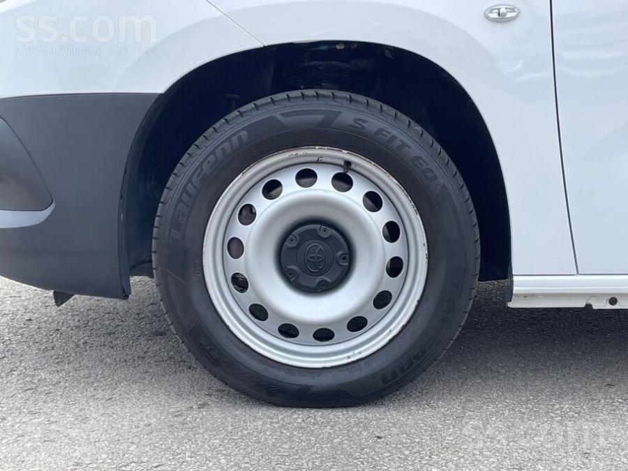 Balts Toyota Proace 2021 Rīga, ar dzinēja tilpumu 1.50 L un nobraukumu 136 tūkst. km par 13990 €, foto 16 vietnē AUTOMOTO.COM.LV