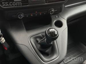 Balts Toyota Proace 2021 Rīga, ar dzinēja tilpumu 1.50 L un nobraukumu 136 tūkst. km par 13990 €, foto 21 vietnē AUTOMOTO.COM.LV