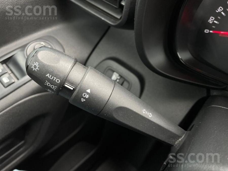 Balts Toyota Proace 2021 Rīga, ar dzinēja tilpumu 1.50 L un nobraukumu 136 tūkst. km par 13990 €, foto 22 vietnē AUTOMOTO.COM.LV