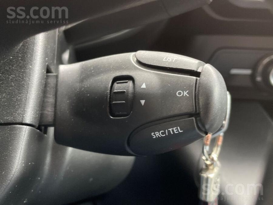 Balts Toyota Proace 2021 Rīga, ar dzinēja tilpumu 1.50 L un nobraukumu 136 tūkst. km par 13990 €, foto 24 vietnē AUTOMOTO.COM.LV