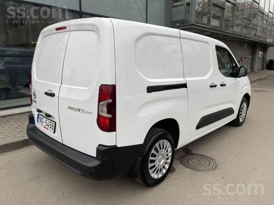Balts Toyota Proace 2022 Rīga, ar dzinēja tilpumu 1.50 L un nobraukumu 115 tūkst. km par 14900 €, foto 5 vietnē AUTOMOTO.COM.LV