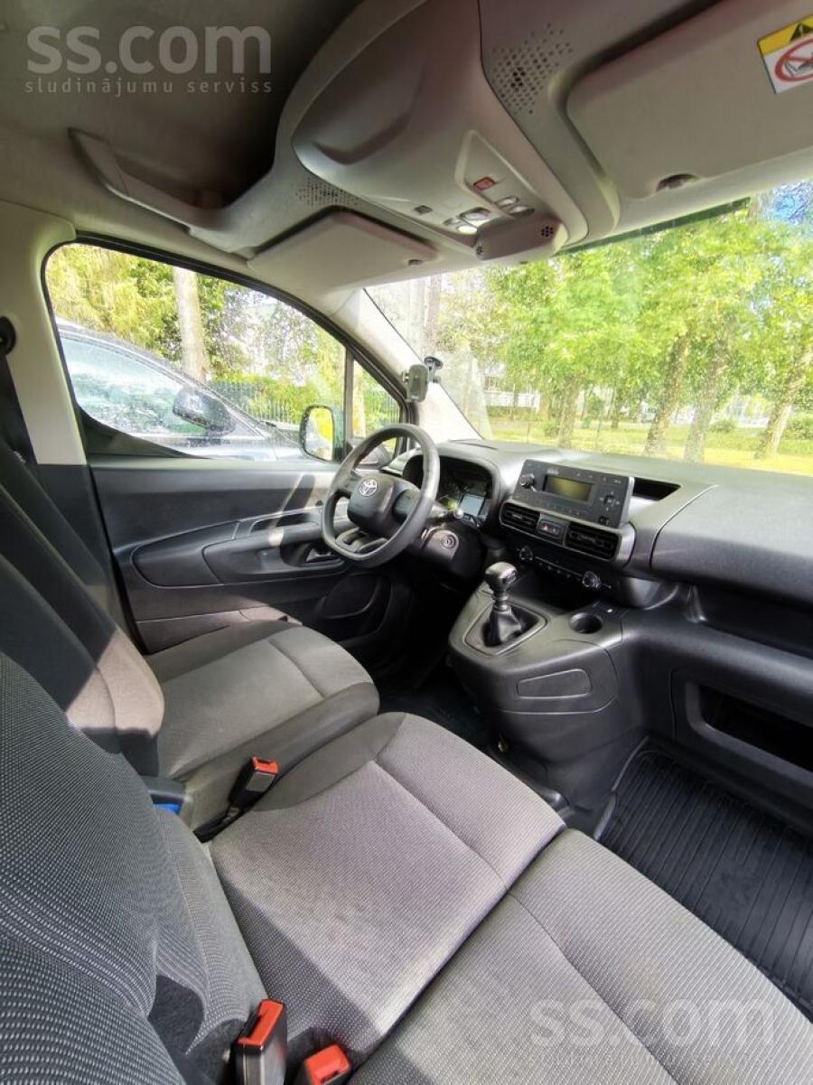 Balts Toyota Proace 2022 Ogre, ar dzinēja tilpumu 1.50 L un nobraukumu 79 tūkst. km par 12900 €, foto 10 vietnē AUTOMOTO.COM.LV