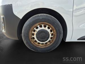Balts Toyota Proace 2022 Rīga, ar dzinēja tilpumu 2.00 L un nobraukumu 154 tūkst. km par 14700 €, foto 16 vietnē AUTOMOTO.COM.LV