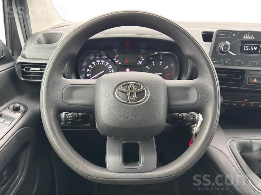 Balts Toyota Proace 2022 Rīga, ar dzinēja tilpumu 1.20 L un nobraukumu 70 tūkst. km par 13990 €, foto 13 vietnē AUTOMOTO.COM.LV