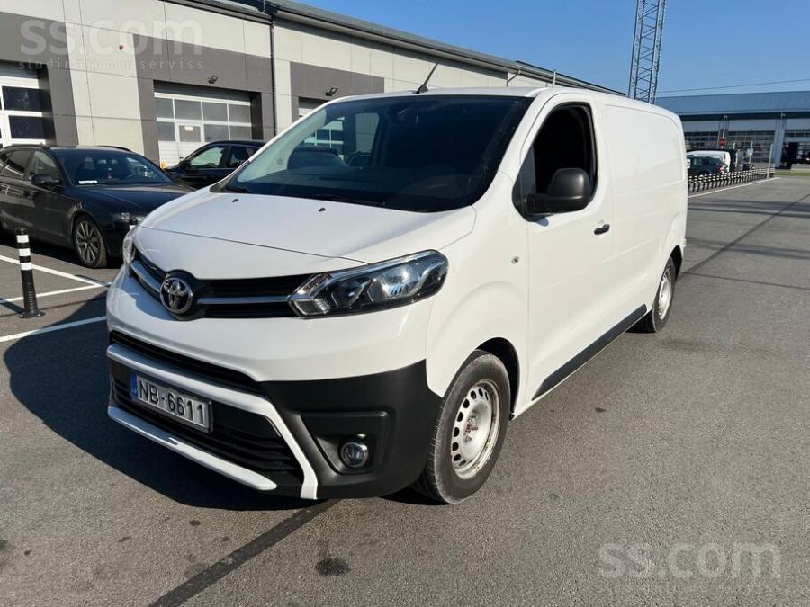White Toyota Proace 2023 in Riga, with an engine capacity of 1.50 L and mileage of 65 thousand km for 15000 €, photo 3 on AUTOMOTO.COM.LV