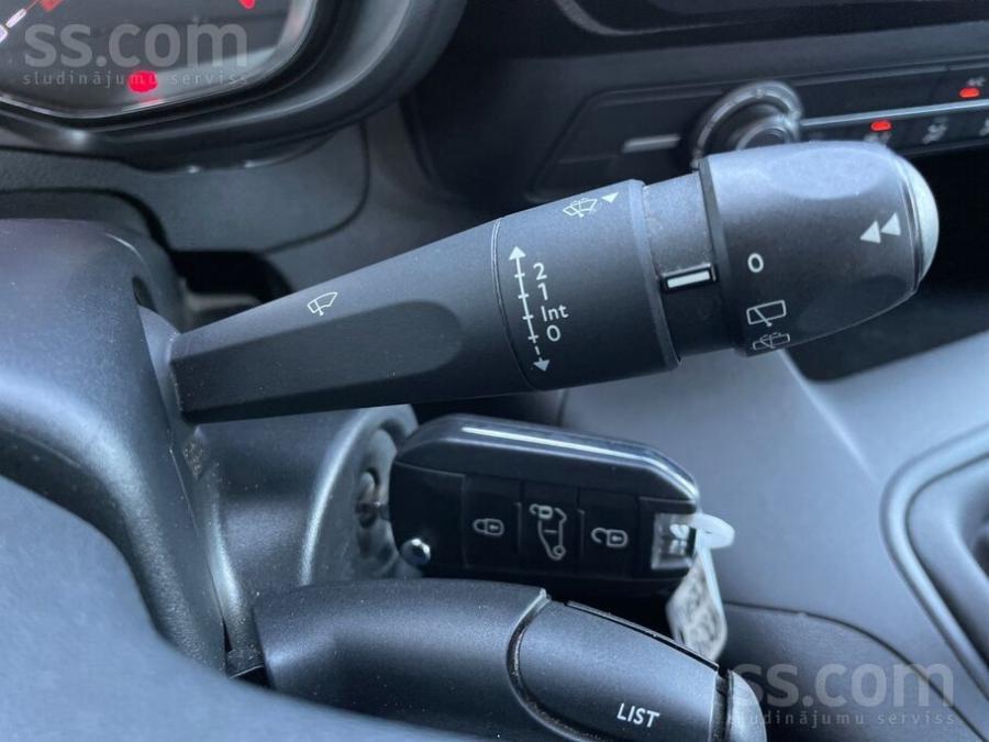 Balts Toyota Proace 2023 Rīga, ar dzinēja tilpumu 1.20 L un nobraukumu 58 tūkst. km par 16590 €, foto 23 vietnē AUTOMOTO.COM.LV