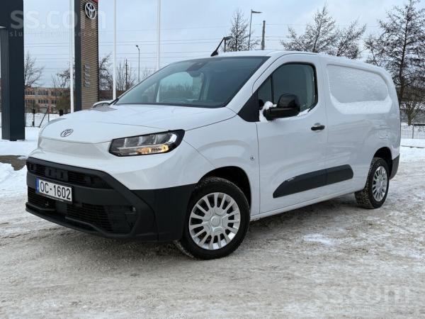 Balts Toyota Proace 2024 Liepāja, ar dzinēja tilpumu 1.50 L un nobraukumu 16 tūkst. km par 25800 €, foto 1 vietnē AUTOMOTO.COM.LV