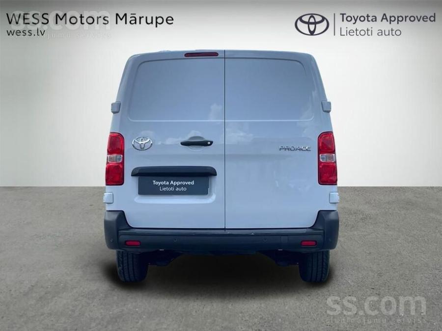 Balts Toyota Proace 2024 Rīga, ar dzinēja tilpumu 2.00 L un nobraukumu 7 tūkst. km par 35990 €, foto 5 vietnē AUTOMOTO.COM.LV