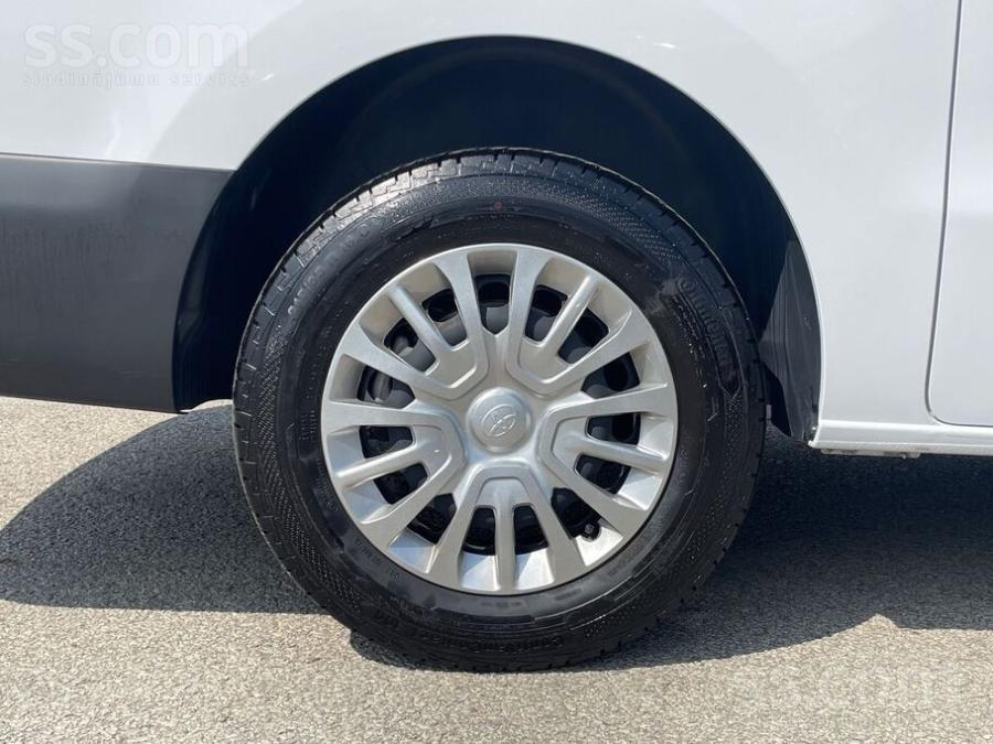 Balts Toyota Proace 2024 Rīga, ar dzinēja tilpumu 2.00 L un nobraukumu 7 tūkst. km par 35990 €, foto 14 vietnē AUTOMOTO.COM.LV