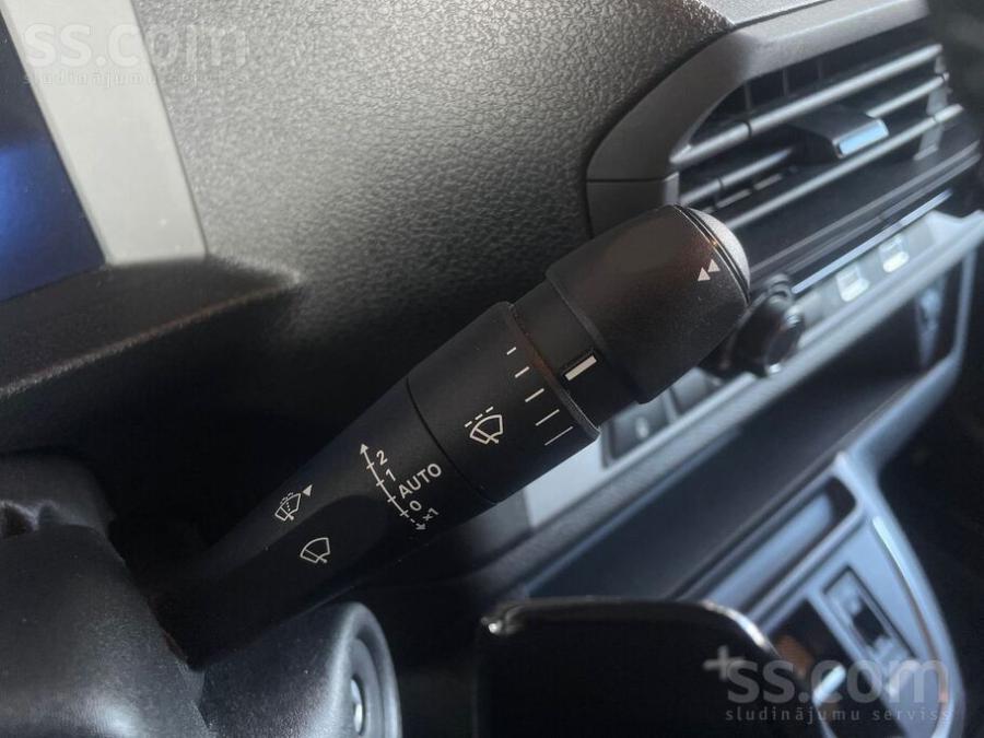 Balts Toyota Proace 2024 Rīga, ar dzinēja tilpumu 2.00 L un nobraukumu 7 tūkst. km par 35990 €, foto 22 vietnē AUTOMOTO.COM.LV