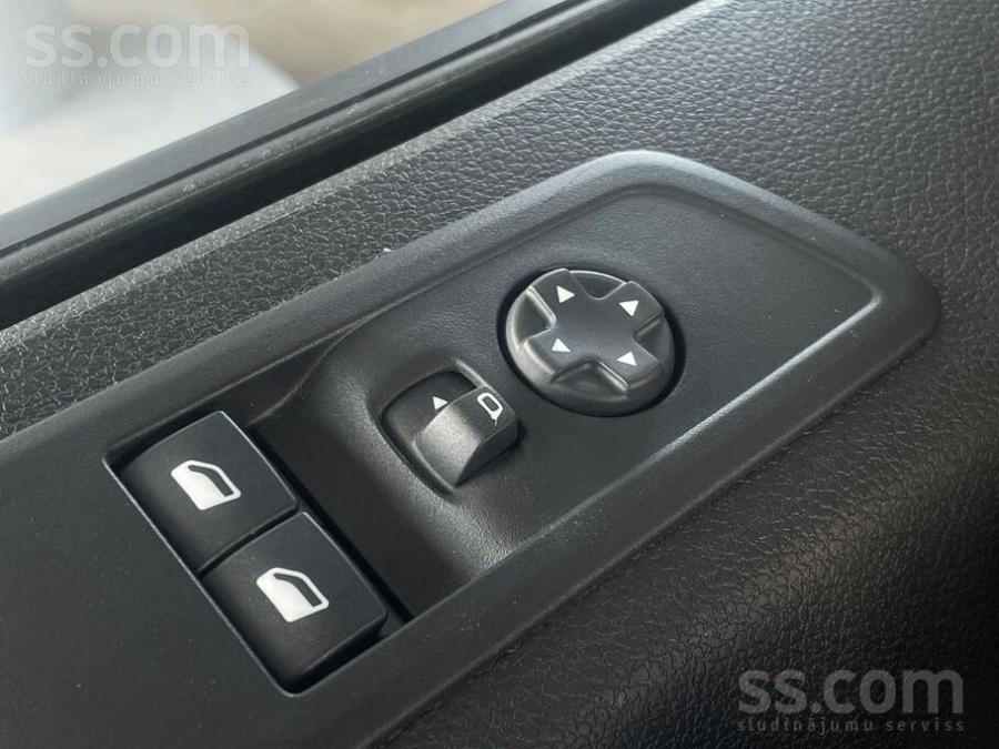 Balts Toyota Proace 2024 Rīga, ar dzinēja tilpumu 2.00 L un nobraukumu 7 tūkst. km par 35990 €, foto 23 vietnē AUTOMOTO.COM.LV