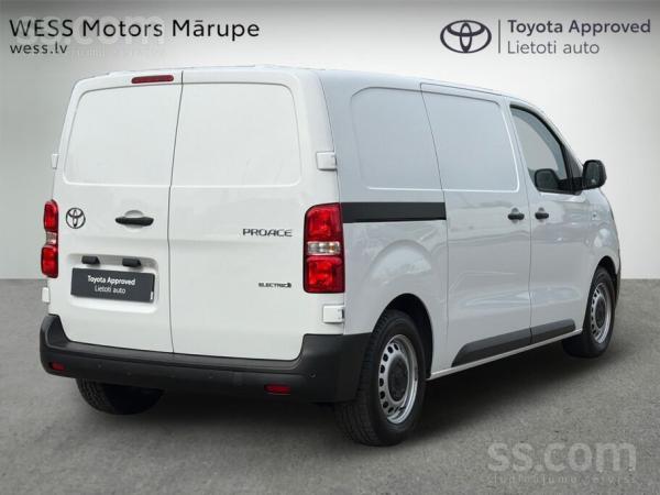 Balts Toyota Proace 2025 Rīga, ar dzinēja tilpumu 2.00 L un nobraukumu 27 tūkst. km par 34990 €, foto 2 vietnē AUTOMOTO.COM.LV