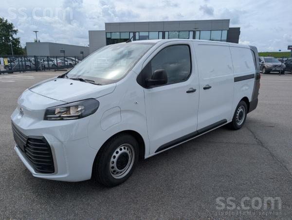 White Toyota Proace 2025 in Jelgava, with an engine capacity of 1.50 L and mileage of 5 thousand km for 34900 €, photo 1 on AUTOMOTO.COM.LV
