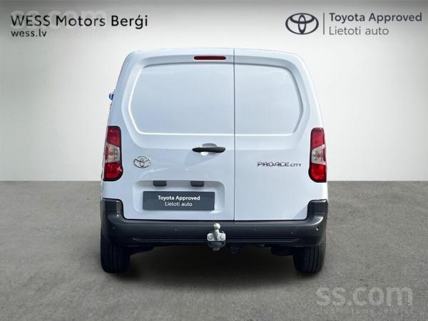 Toyota Proace 2026 Rīga vietnē Balts Toyota Proace 2026 Rīga, ar dzinēja tilpumu 1.50 L un nobraukumu 23 tūkst. km par 21990 €, foto 5 vietnē AUTOMOTO.COM.LV
