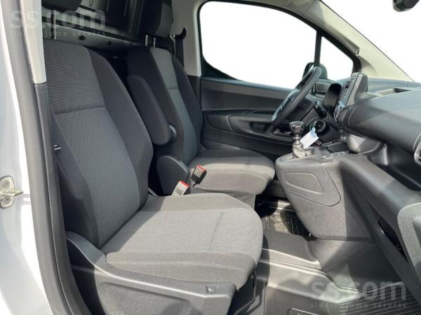Toyota Proace 2026 Rīga vietnē Balts Toyota Proace 2026 Rīga, ar dzinēja tilpumu 1.50 L un nobraukumu 23 tūkst. km par 21990 €, foto 8 vietnē AUTOMOTO.COM.LV