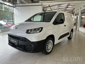 Белый Тойота Proace 2026 в Вентспилс, объемом двигателя 1.50 л и пробегом 0 тыс. км за 21900 €, фото  на AUTOMOTO.COM.LV