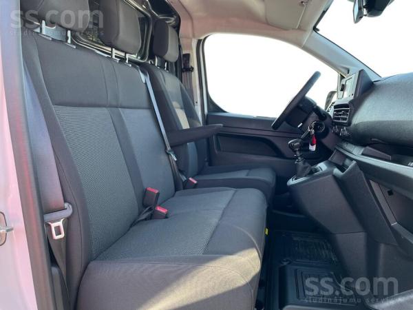 Balts Toyota Proace 2026 Rīga, ar dzinēja tilpumu 1.50 L un nobraukumu 760 tūkst. km par 30990 €, foto 8 vietnē AUTOMOTO.COM.LV
