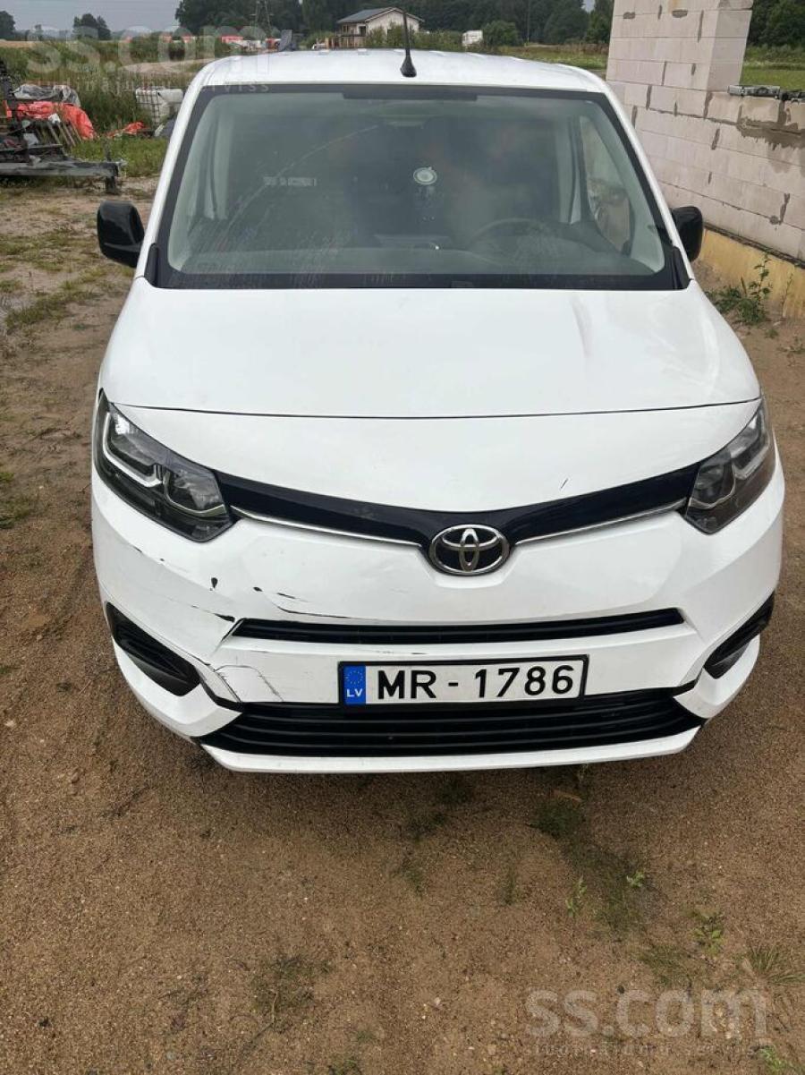Balts Toyota Proace 2020 Rīga, ar dzinēja tilpumu 1.50 L un nobraukumu 87 tūkst. km par 5950 €, foto 4 vietnē AUTOMOTO.COM.LV