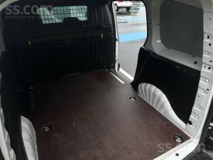 Balts Toyota Proace 2025 Rīga, ar dzinēja tilpumu 1.50 L un nobraukumu 32 tūkst. km par 15700 €, foto 7 vietnē AUTOMOTO.COM.LV