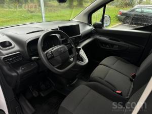 Balts Toyota Proace 2025 Rīga, ar dzinēja tilpumu 1.50 L un nobraukumu 32 tūkst. km par 15700 €, foto 8 vietnē AUTOMOTO.COM.LV