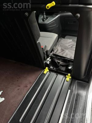 Balts Toyota Proace 2025 Rīga, ar dzinēja tilpumu 1.50 L un nobraukumu 32 tūkst. km par 15700 €, foto 10 vietnē AUTOMOTO.COM.LV