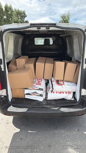 Balts Toyota Proace 2016 Tallina, ar dzinēja tilpumu 1.60 L un nobraukumu 195 tūkst. km par 7500 €, foto 3 vietnē AUTOMOTO.COM.LV