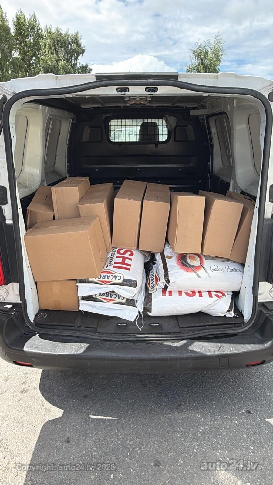 Balts Toyota Proace 2016 Tallina, ar dzinēja tilpumu 1.60 L un nobraukumu 195 tūkst. km par 7500 €, foto 3 vietnē AUTOMOTO.COM.LV
