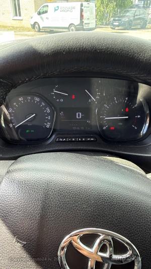 Balts Toyota Proace 2016 Tallina, ar dzinēja tilpumu 1.60 L un nobraukumu 195 tūkst. km par 7500 €, foto 8 vietnē AUTOMOTO.COM.LV