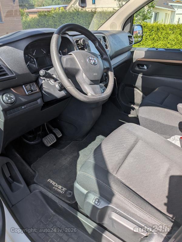 Balts Toyota Proace 2017 Tallina, ar dzinēja tilpumu 2.00 L un nobraukumu 155 tūkst. km par 20200 €, foto 6 vietnē AUTOMOTO.COM.LV