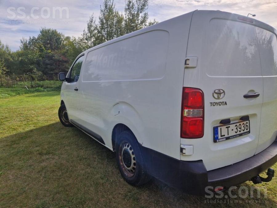 White Toyota Proace 2018 in Riga, with an engine capacity of 2.00 L and mileage of 201 thousand km for 8000 €, photo 7 on AUTOMOTO.COM.LV