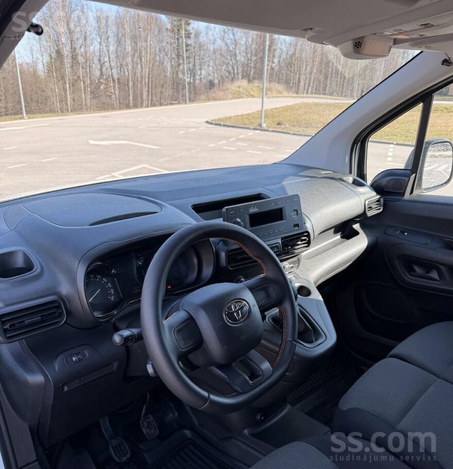 Balts Toyota Proace 2020 Cēsis, ar dzinēja tilpumu 1.50 L un nobraukumu 102 tūkst. km par 11650 €, foto 8 vietnē AUTOMOTO.COM.LV