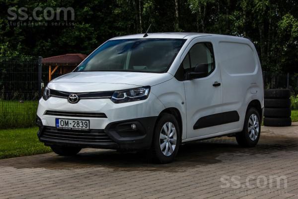 White Toyota Proace 2021 in Jelgava, with an engine capacity of 1.50 L and mileage of 268 thousand km for 9996 €, photo 1 on AUTOMOTO.COM.LV