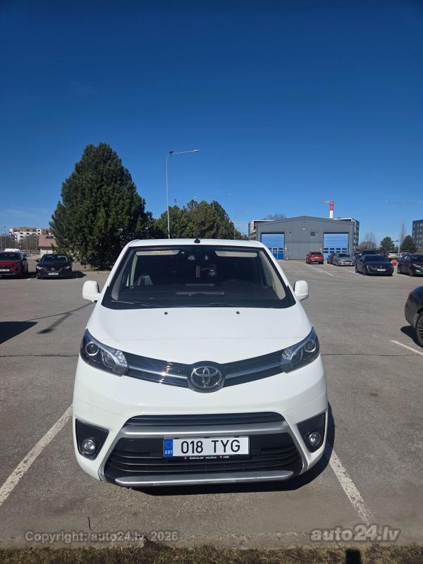 Balts Toyota Proace 2022 Tallina, ar dzinēja tilpumu 0.00 L un nobraukumu 280 tūkst. km par 18500 €, foto  vietnē AUTOMOTO.COM.LV