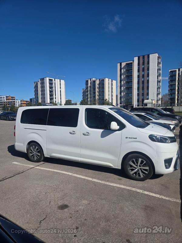Balts Toyota Proace 2022 Tallina, ar dzinēja tilpumu 0.00 L un nobraukumu 280 tūkst. km par 18500 €, foto 3 vietnē AUTOMOTO.COM.LV