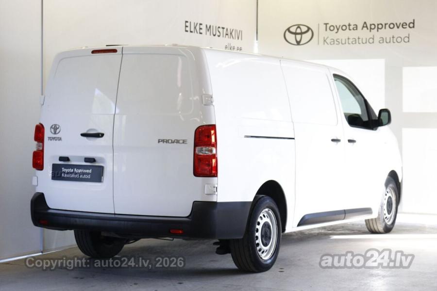 Balts Toyota Proace 2022 Tallina, ar dzinēja tilpumu 2.00 L un nobraukumu 140 tūkst. km par 16990 €, foto 3 vietnē AUTOMOTO.COM.LV