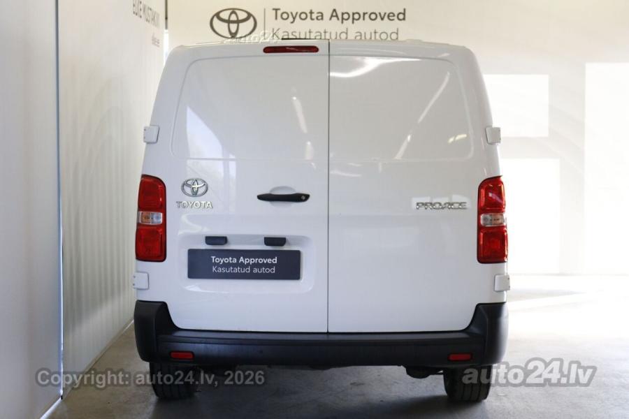 Balts Toyota Proace 2022 Tallina, ar dzinēja tilpumu 2.00 L un nobraukumu 140 tūkst. km par 16990 €, foto 5 vietnē AUTOMOTO.COM.LV